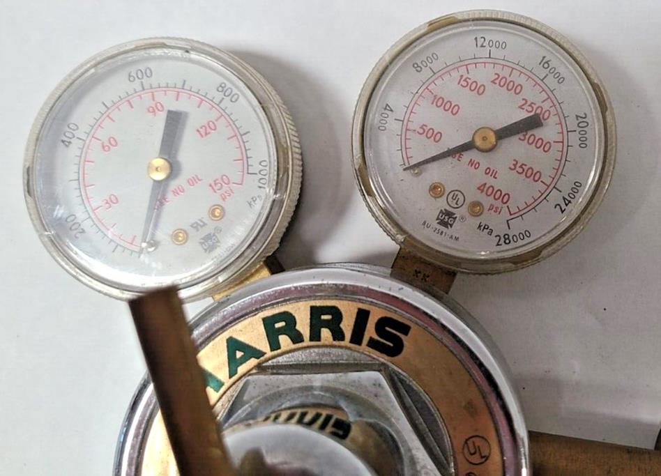 25-100C Harris, Oxygen Single Stage Regulator