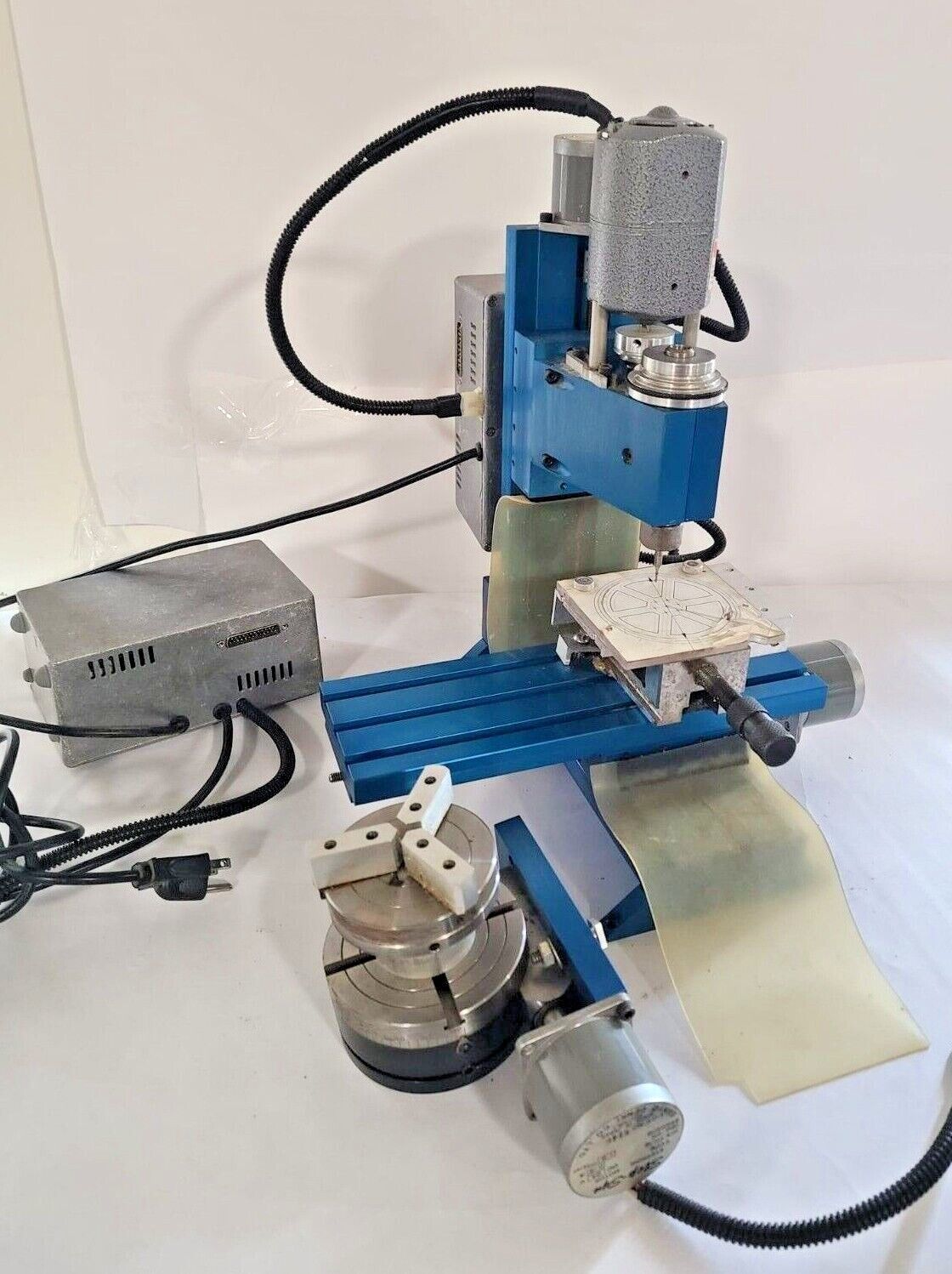 Maxnc 10 CNC Ready Mini Mill Milling Machine With 4th Axis and Power S