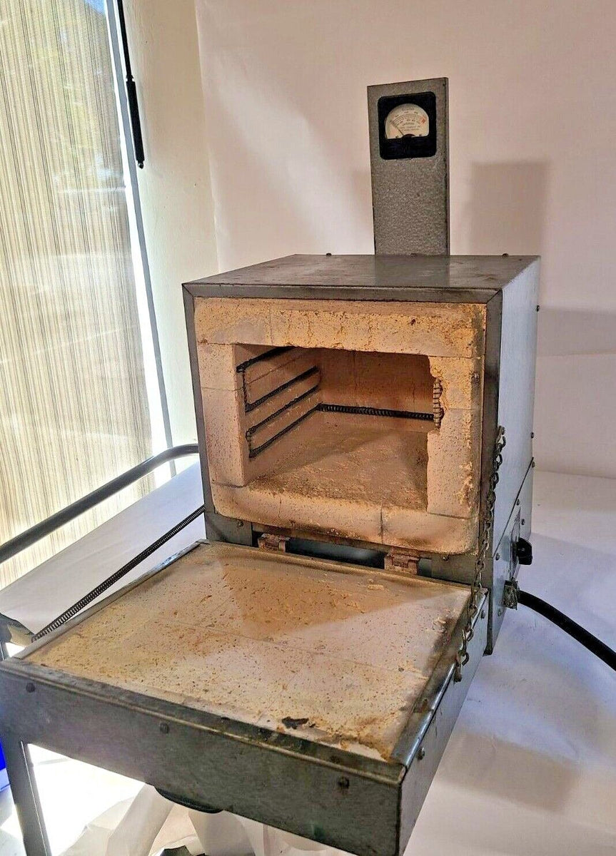 CRESS Electric Kiln Furnace Oven Model C-100-E Heat Treat High Temp