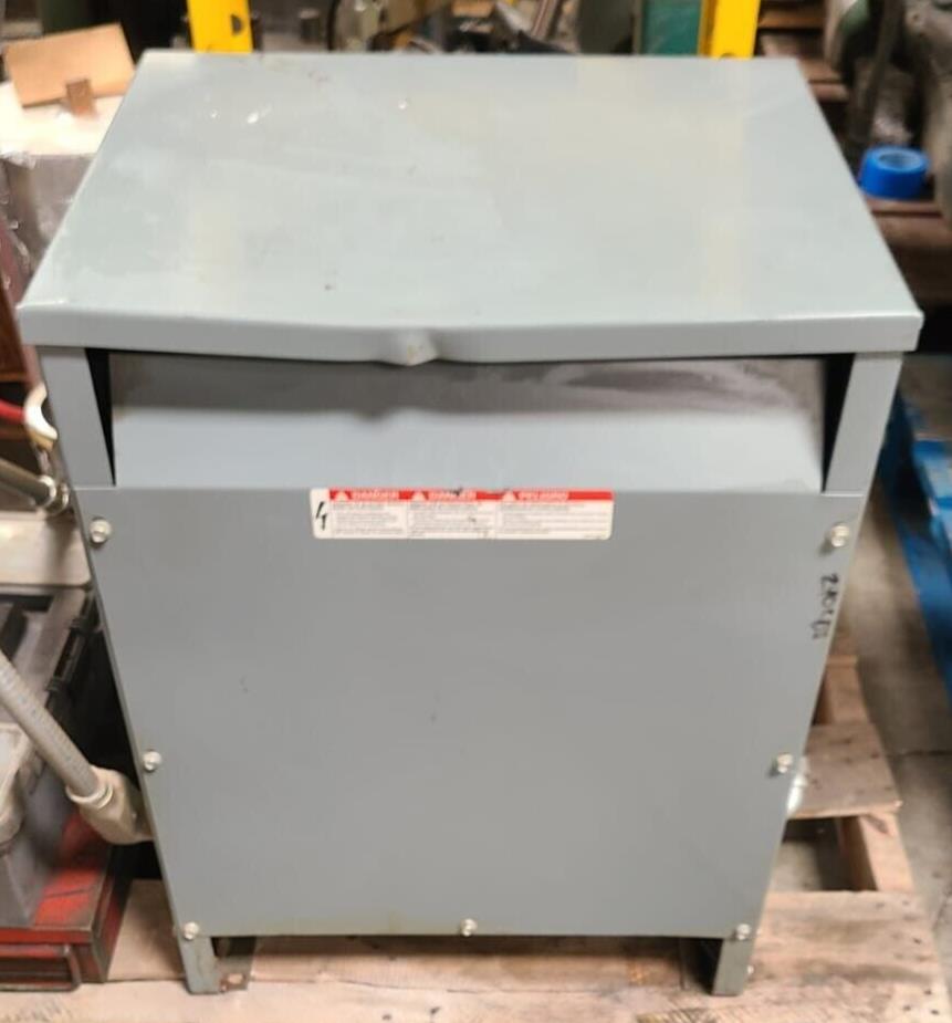 SQUARE D 15T6H 15 KVA SORGEL 3 PHASE INSULATED TRANSFORMER HV: 480 LV: