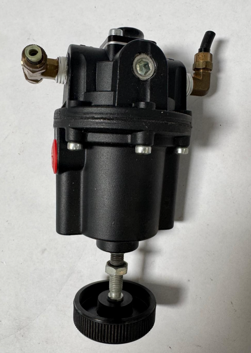 Fairchild Model 10 Pressure Regulator 10132
