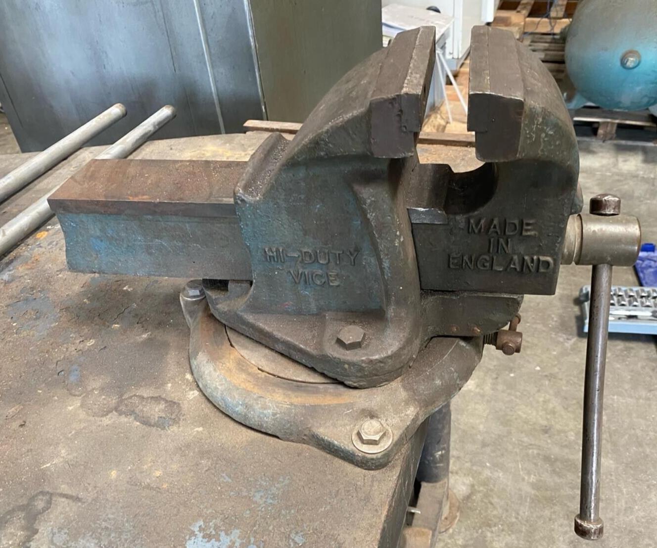 Paramo No 6 Hi-Duty Heavy Duty Bench Vise made in England 6" Jaws Vint