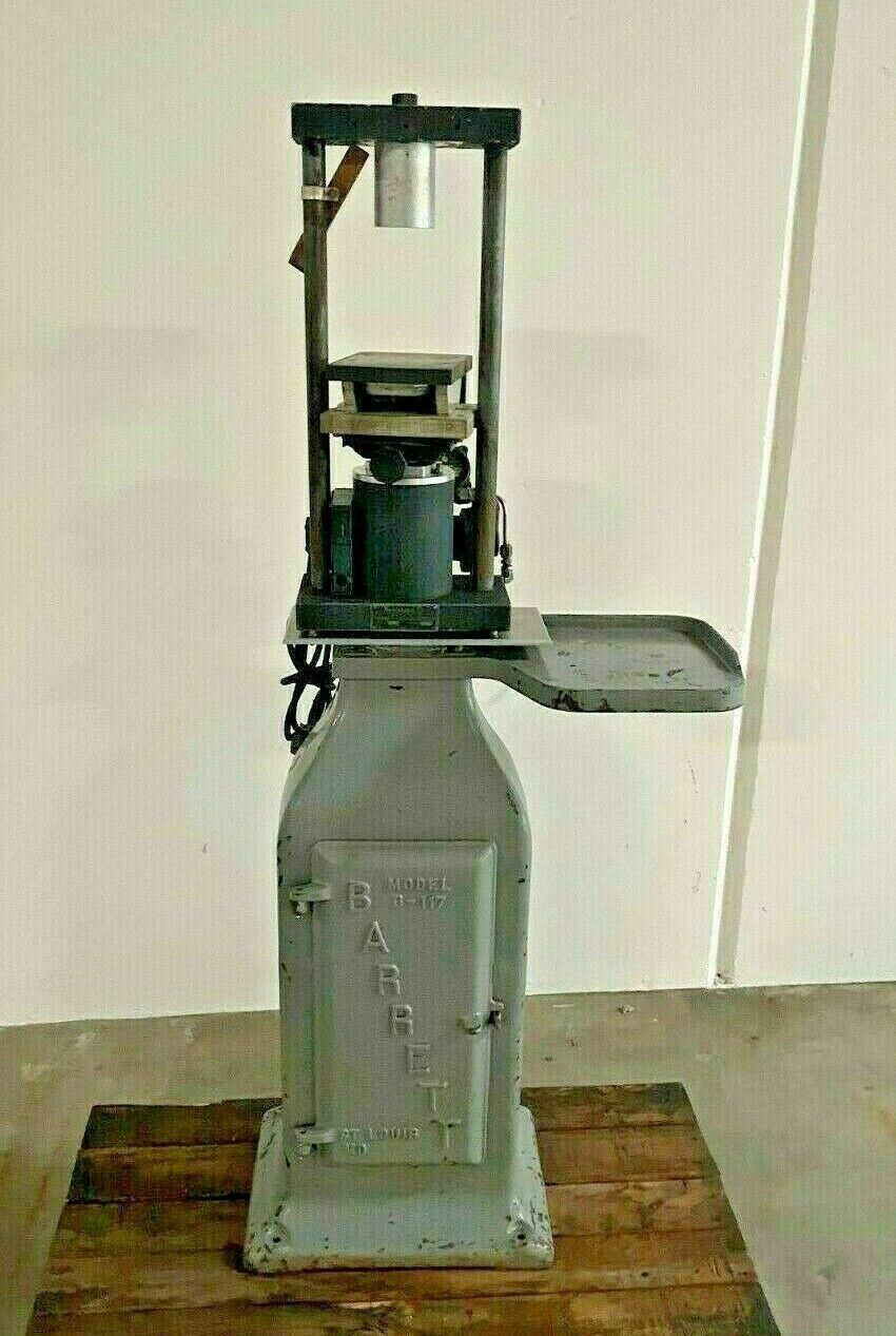 Barrett B-117 Single Phase Hydraulic Press Machine