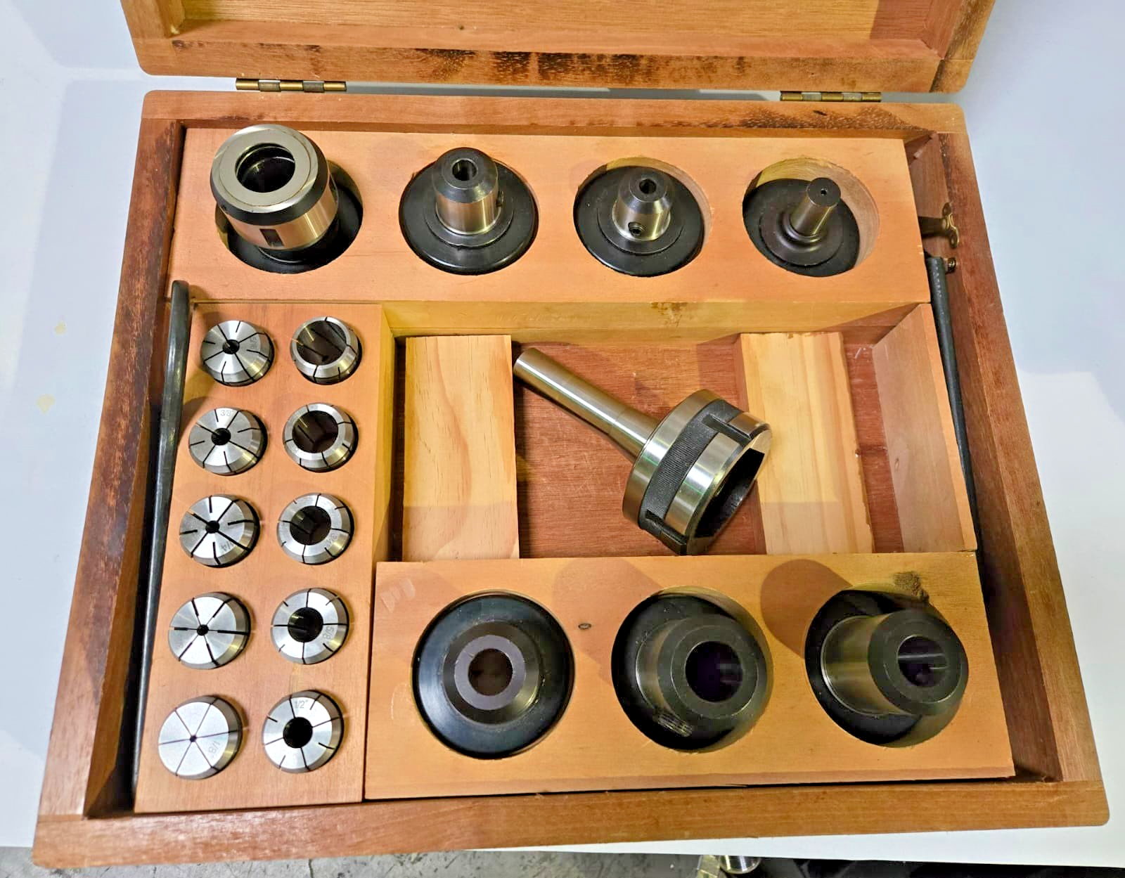 Enco SYIC-3000 Quick Change Tooling System Mill Chuck and Collet Set 2