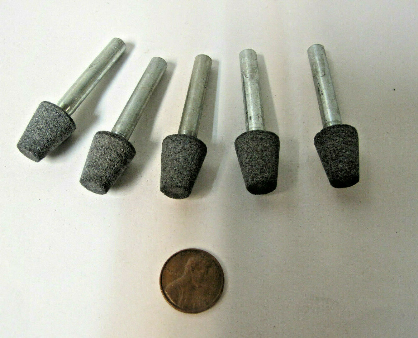 Lot of 5 Flat Cone End Aluminum Oxide Mounted Point Grinding B91, 1/2"