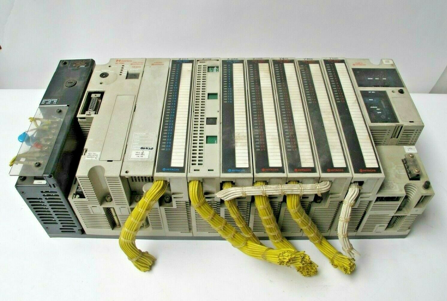 Hitachi H series H700 CPU-07Ha HIZAC AVR-06H XAC10B/AH AC IN/ YRY 20B/