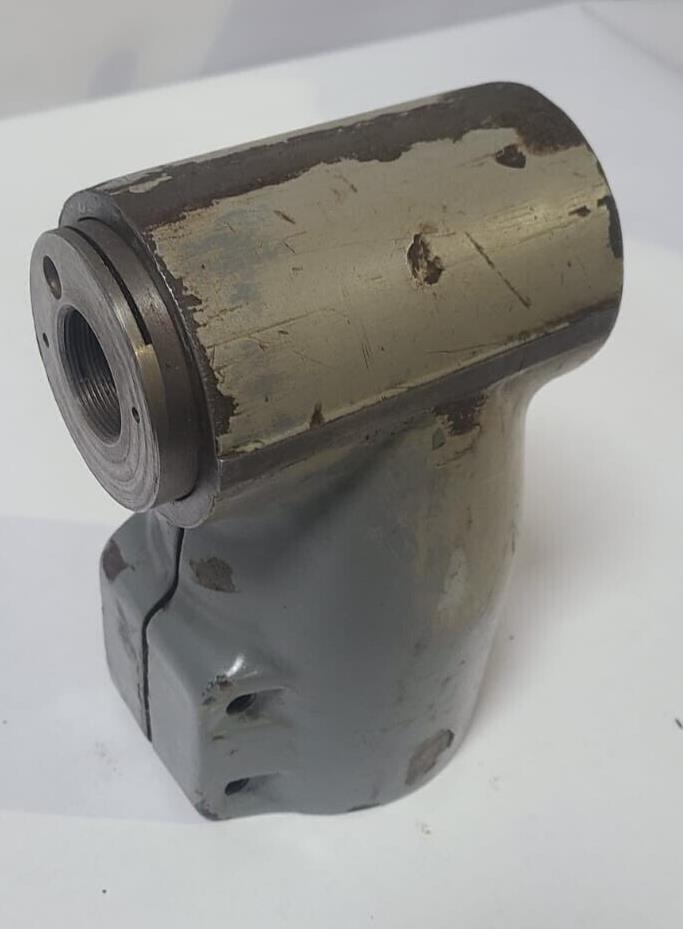 BRIDGEPORT VERTICAL MILL RIGHT ANGLE HEAD R8 ADAPTOR