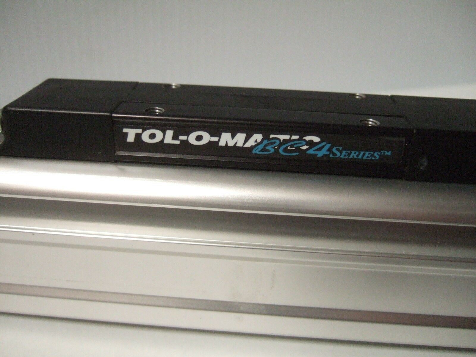 TOL-O-MATIC BC4M 104703 Band Air Cylinder Rodless Actuator TOLOMATIC