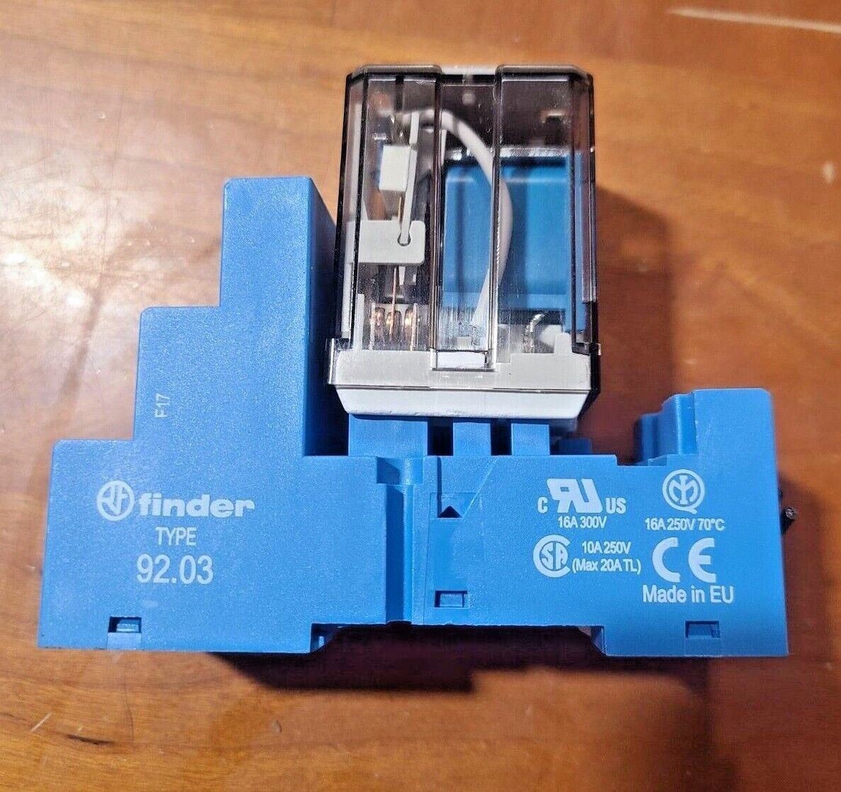 Finder Type 92.03 Relay Base w/ 62.32.9.024.0040 Relay 16A 250V