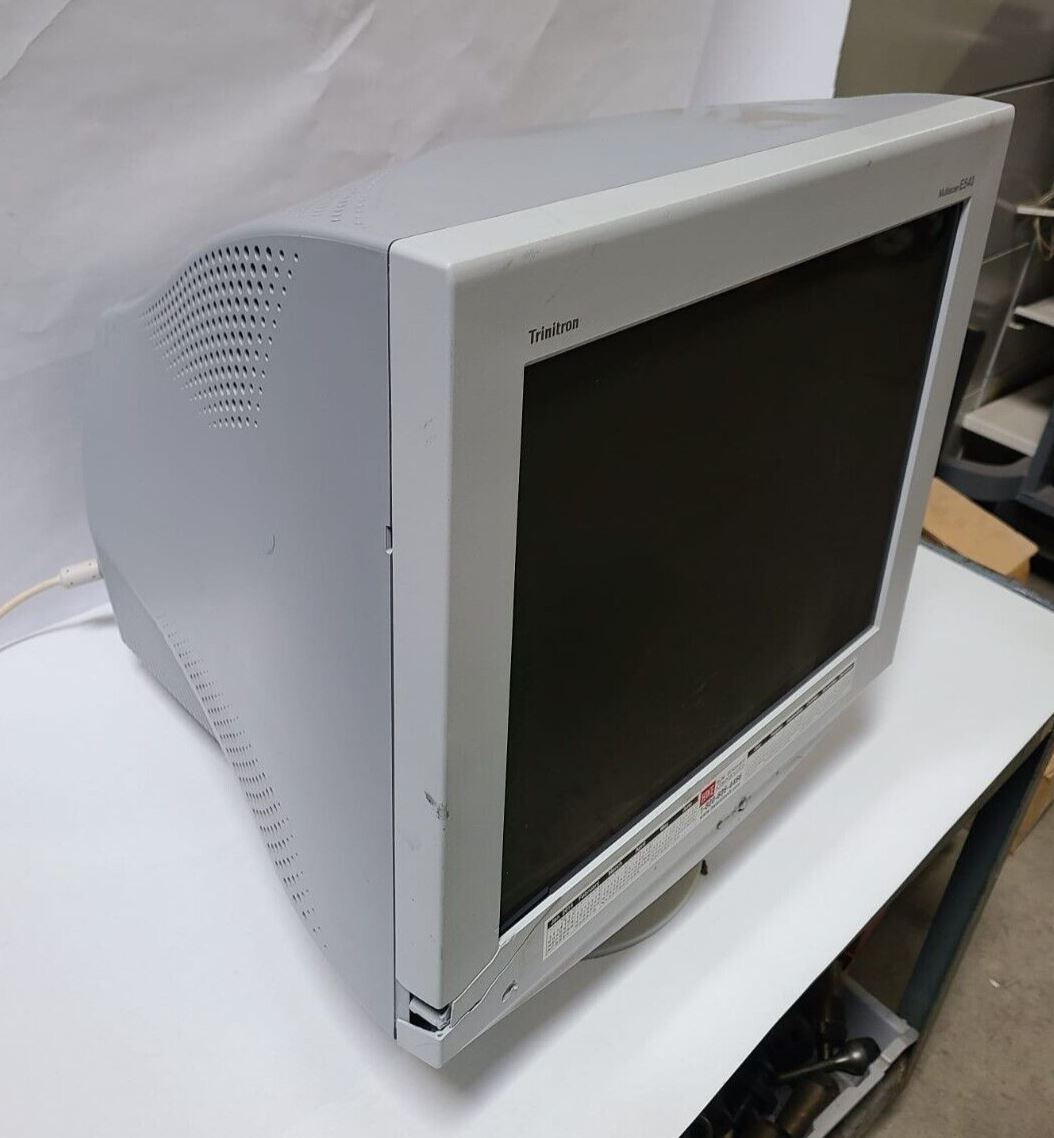 Sony Trinitron E540 Multiscan Computer Screen Monitor Display 20" CRT