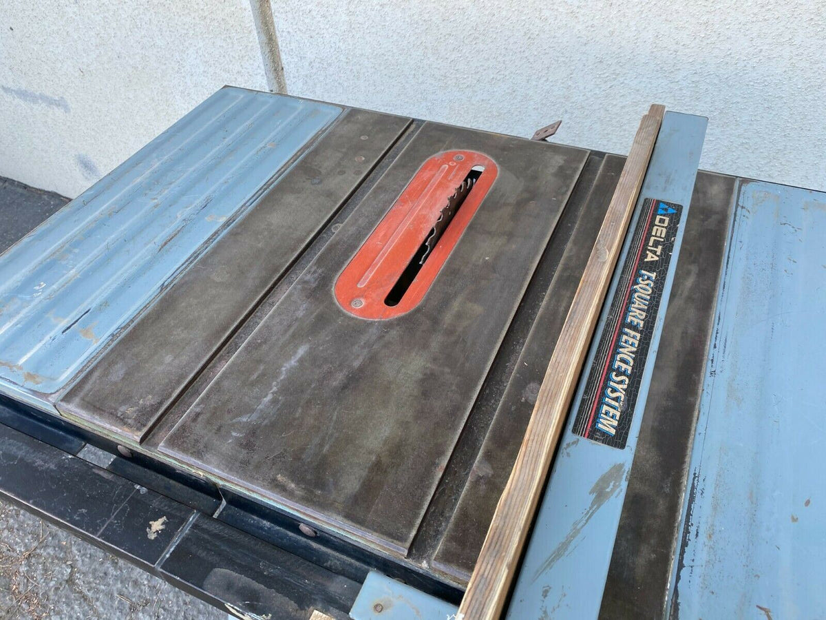 DELTA Model 36-600 10 Inch Table Saw WoodWorking Machine