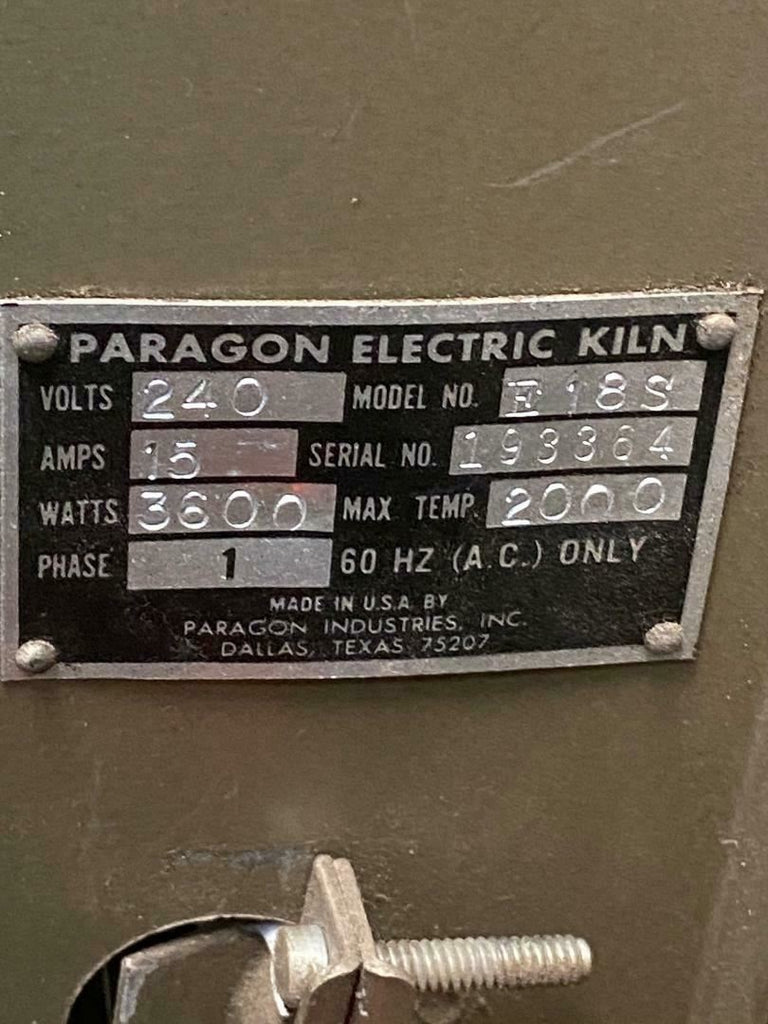 Lab Furnace Oven 17" x 17" x 8" Paragon Electric Kiln E18S Max Temp 20