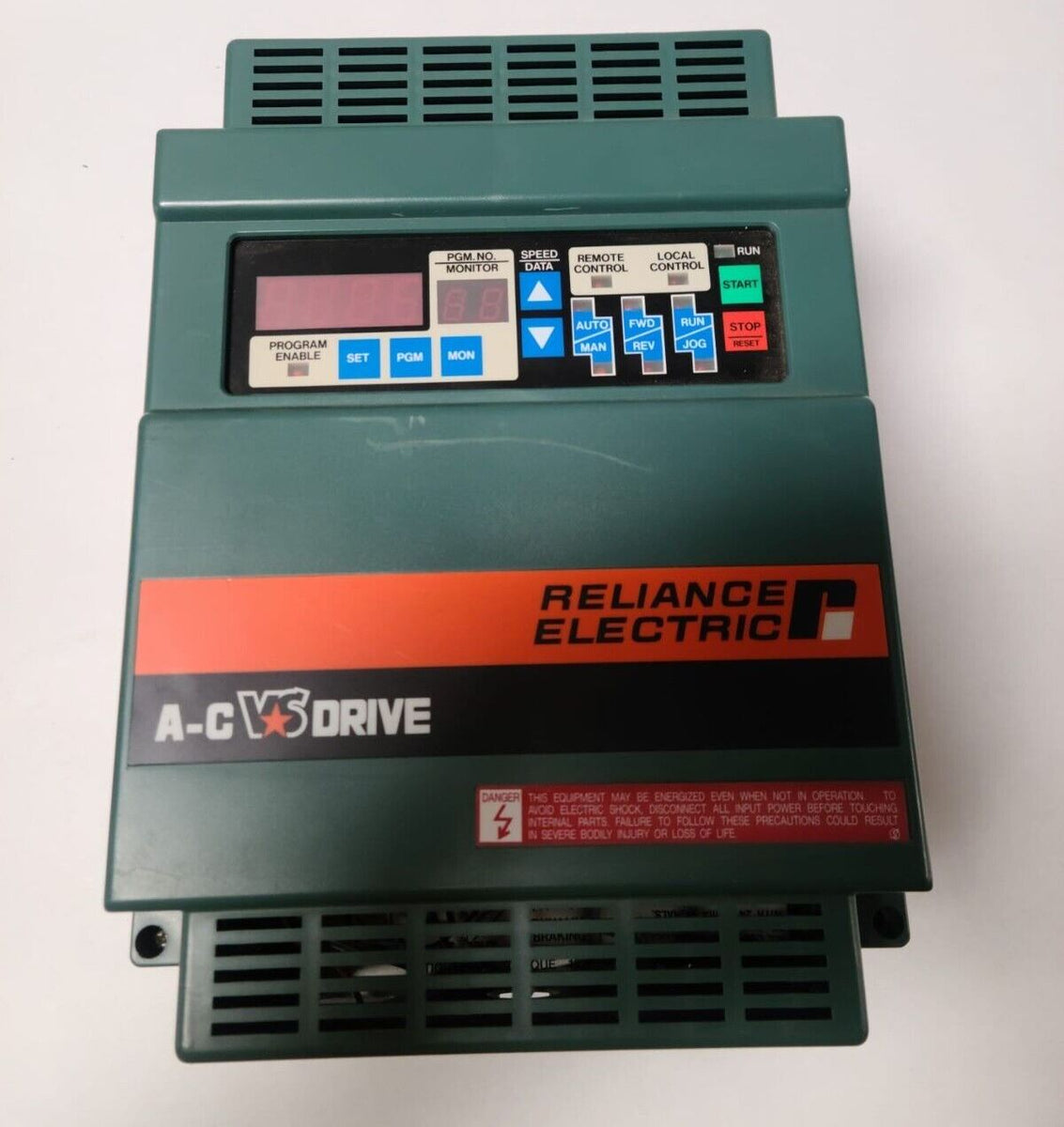 RELIANCE ELECTRIC 2GU21002 AC VS DRIVE GP-2000 2.9kVA 2HP I/M D2-3166