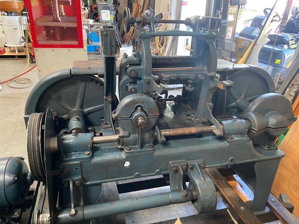 USM Die Cutting Hudson General Leather Splitting Clicker Press Model A