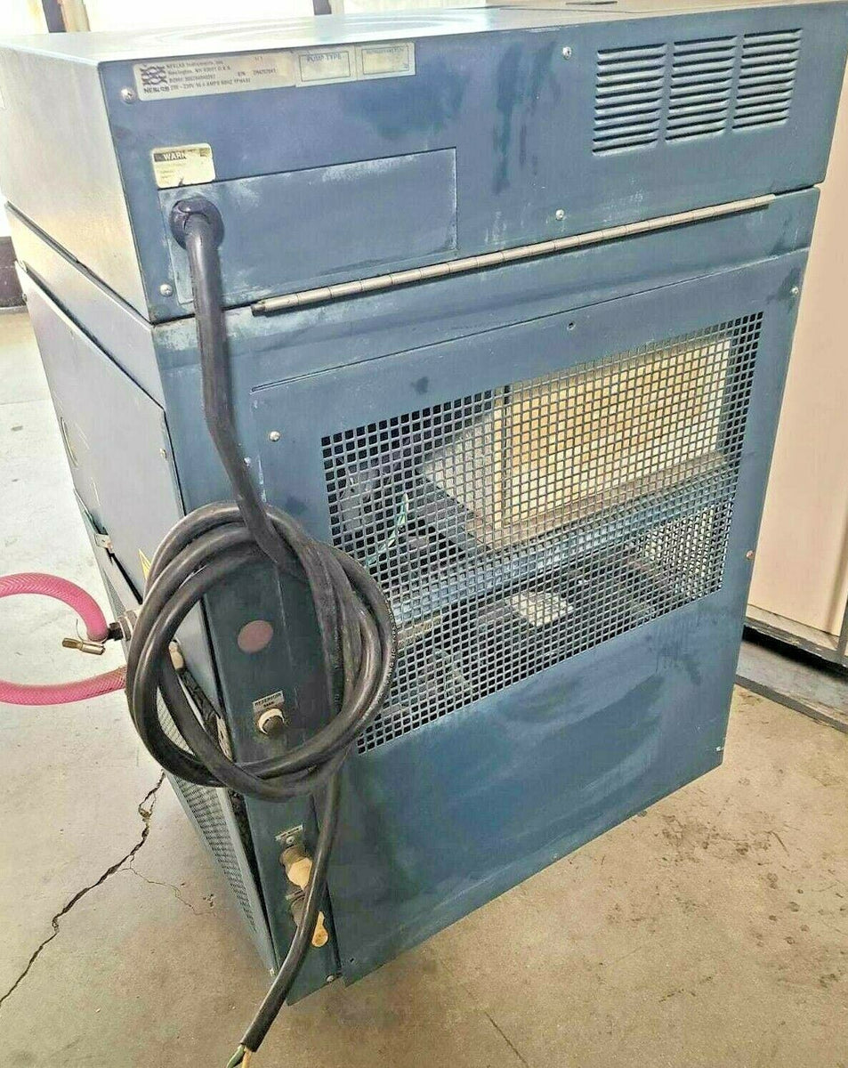 Neslab HX 150 Recirculating Chiller