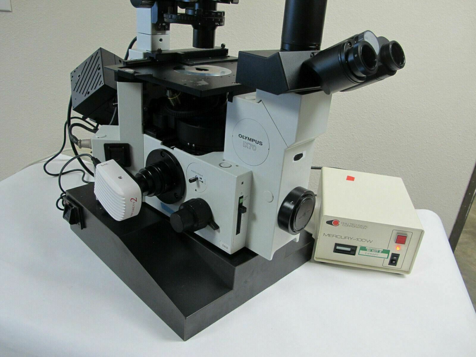 Olympus IX70-S8F Inverted Fluorescence Microscope Infinity 2 Camera Ob