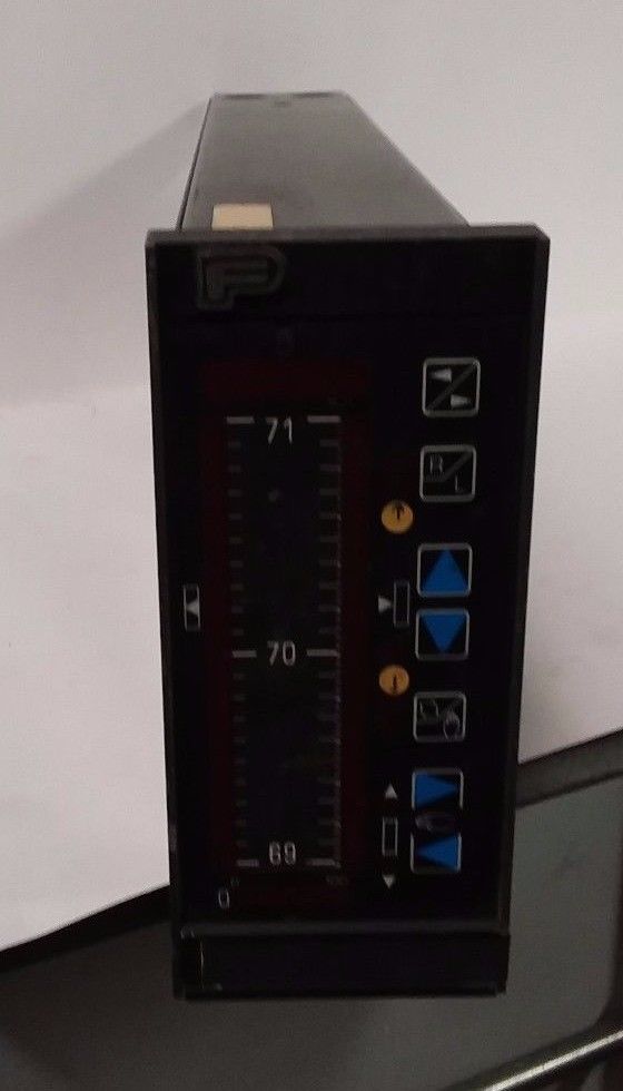 FISCHER PORTER 53MC1111A1XBX1 10-20 Linear Scale Controller 8408F0235F